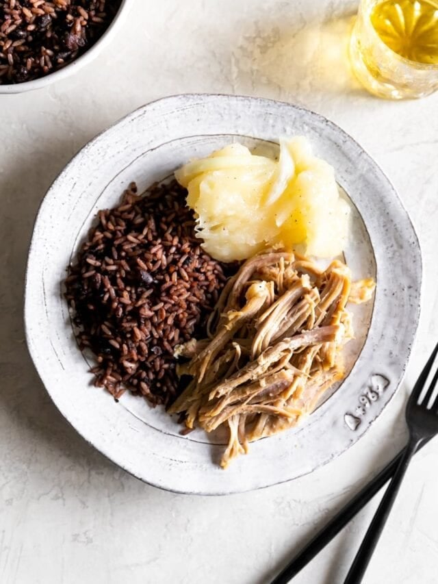 Cuban Rice and Black Beans (Moros/Arroz Congri) - A Sassy Spoon