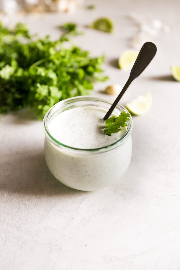 Cilantro Garlic Sauce (Pollo Tropical Inspired) - A Sassy Spoon