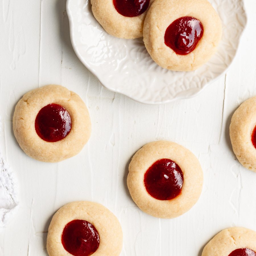 Torticas de Guayaba (Guava Jam Thumbprint Cookies) - A Sassy Spoon