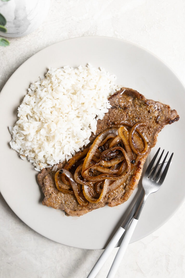 Bistec de Palomilla (Cuban Steak and Onions) - A Sassy Spoon