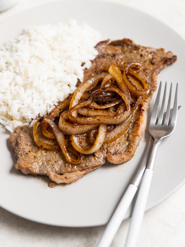 Bistec de Palomilla (Cuban Steak and Onions) - A Sassy Spoon