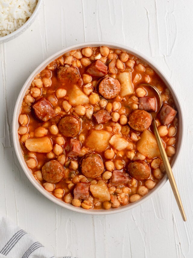 Potaje de Garbanzo (Cuban Chickpea Stew) - A Sassy Spoon