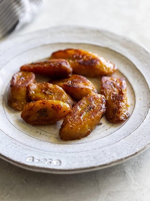 15-Minute Pan-Fried Sweet Plantains (Maduros) - A Sassy Spoon®